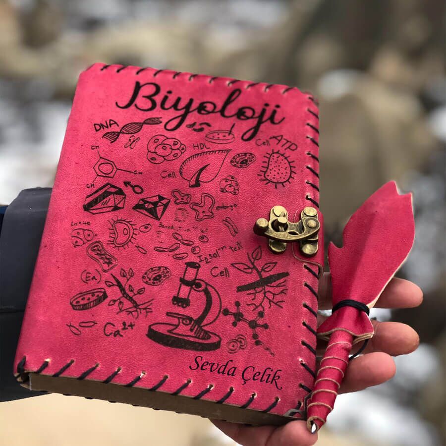 Biyoloji Öğretmenine Hediye Deri Defter Biyoloji Öğretmenine Hediye Deri Defter